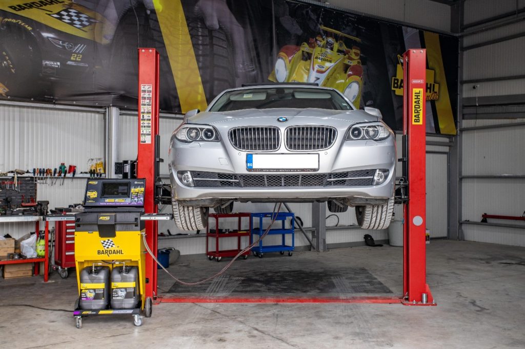 Смяна на масло и филтри (Автоматична скоростна кутия) с Bardahl ATF ...